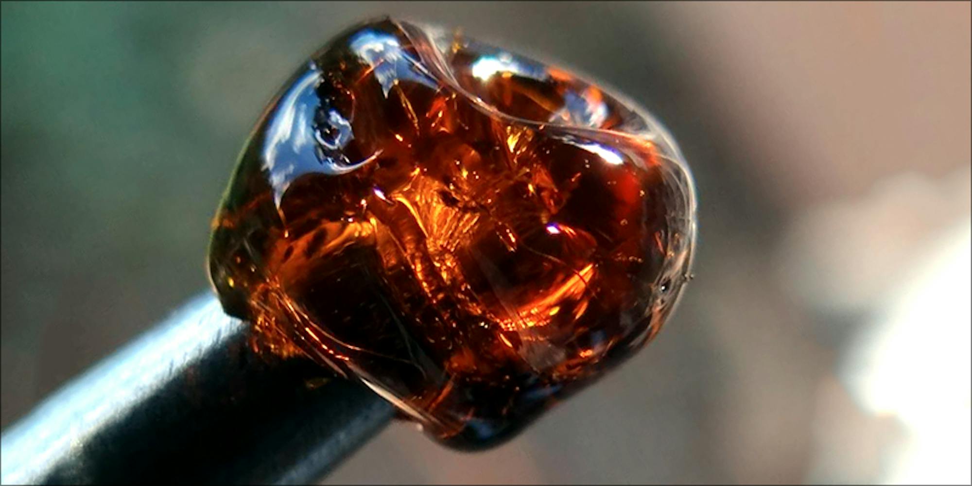 5 Ways To Tell You're Smoking Top-Shelf Dabs | Herb