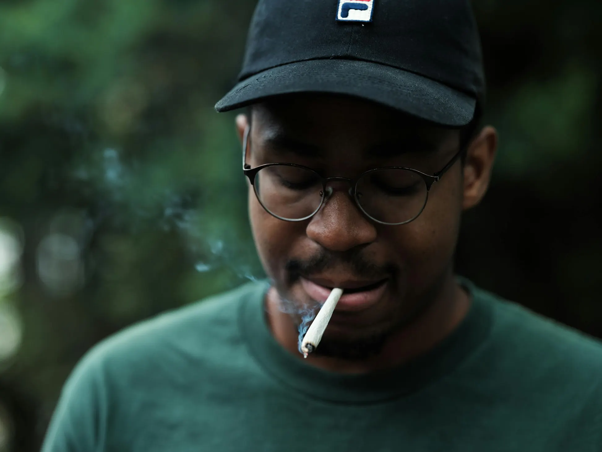 How to Roll a Joint That is Absolutely Perfect: The Complete Guide ...